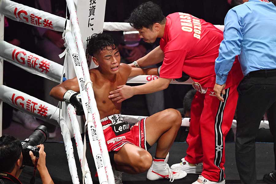 井上尚弥戦の前座で騒然「嘘だろ…」「打ち合いで負けるとは」 武居由樹TKO負けにSNSショック | THE ANSWER